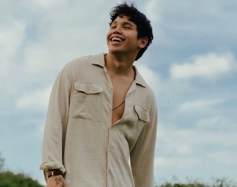 Clinton Kane shares his sweet tribute to love with his single “I Guess ...