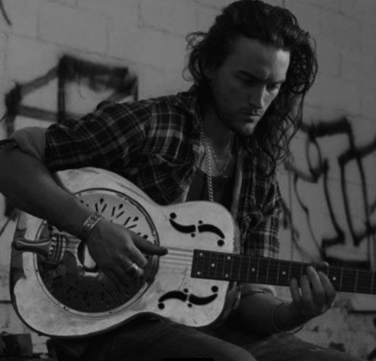 Ross Flora sets the stage on fire with “Shoulders of Giants” – LA Music ...