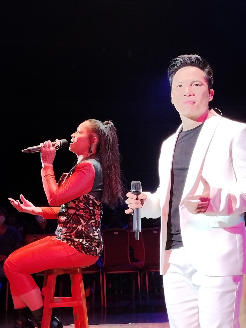 Poppert Bernadas: A Magical Concert to Remember – LA Music Review