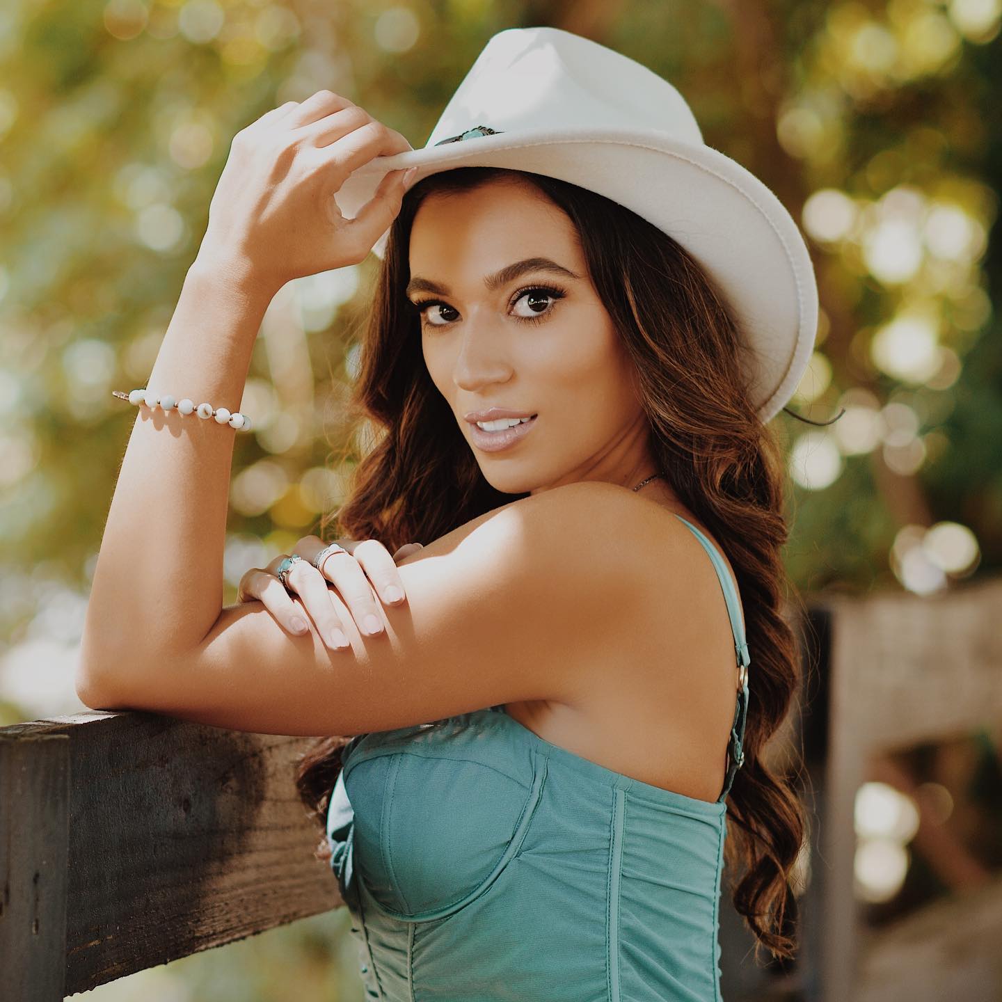 Sabrina Ponte dedicates a song to all the fathers with “The Good Guy ...